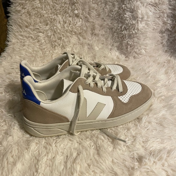 Veja | Shoes | Mens Veja V Low Top Sneaker | Poshmark